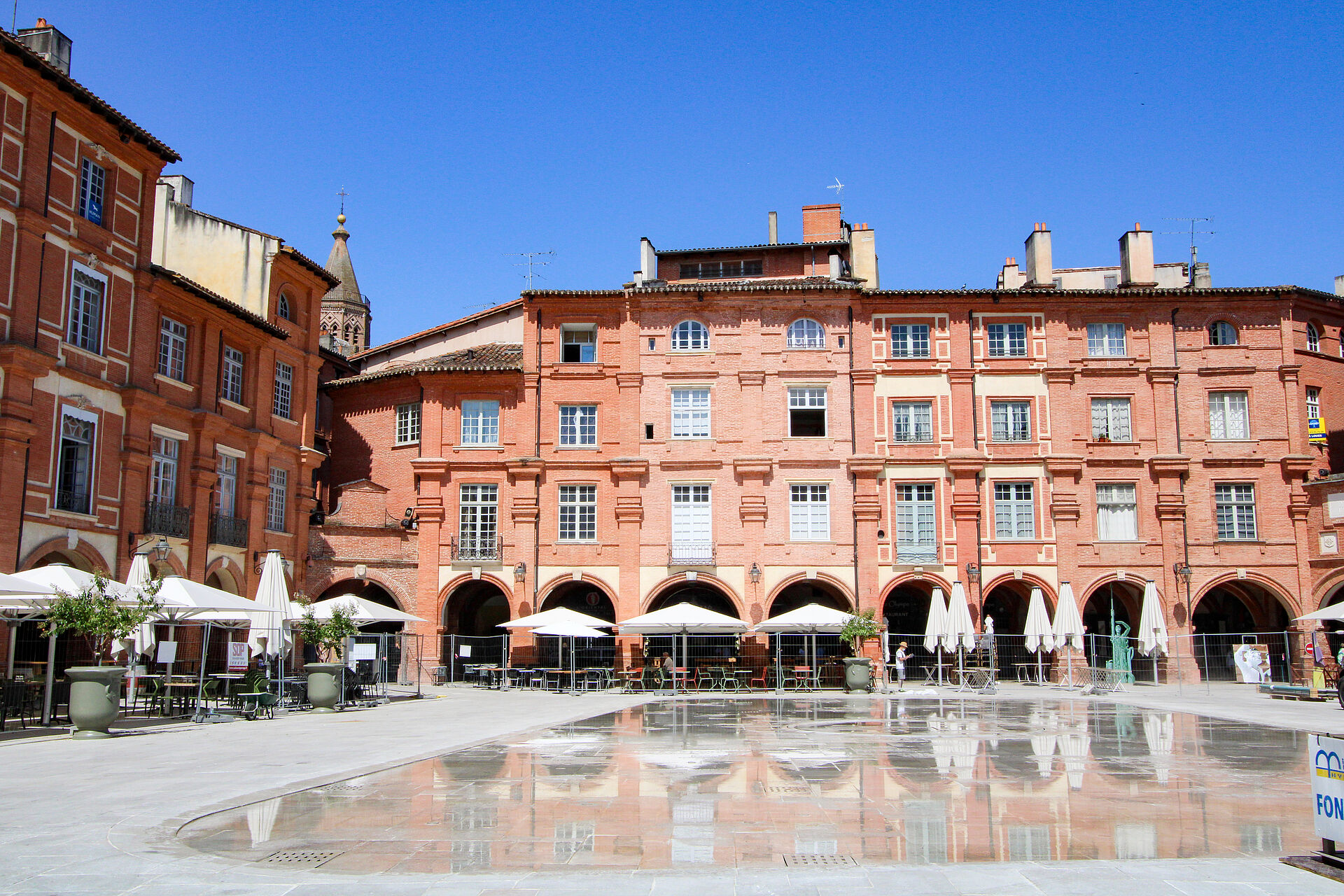 La place Nationale - Ville de Montauban